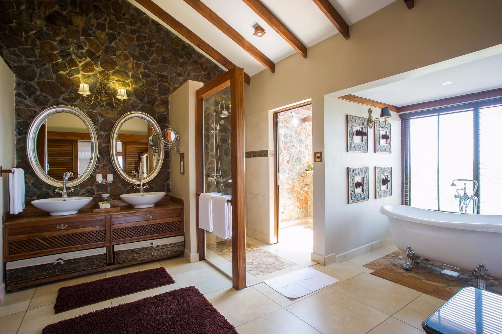 Ngorongoro Oldeani Mountain Lodge - Glimpse of Tanzania